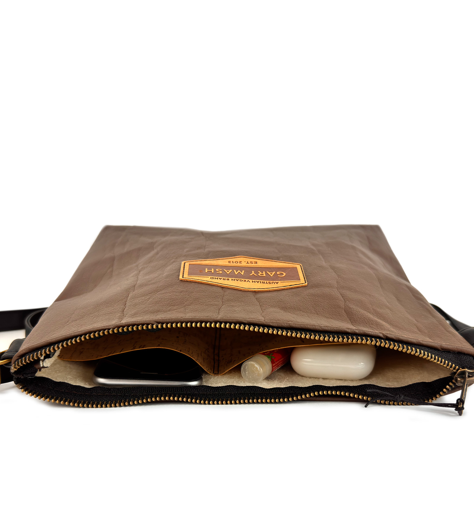 Rebecca Allrounder Bag, Piñatex® brown – GARY MASH